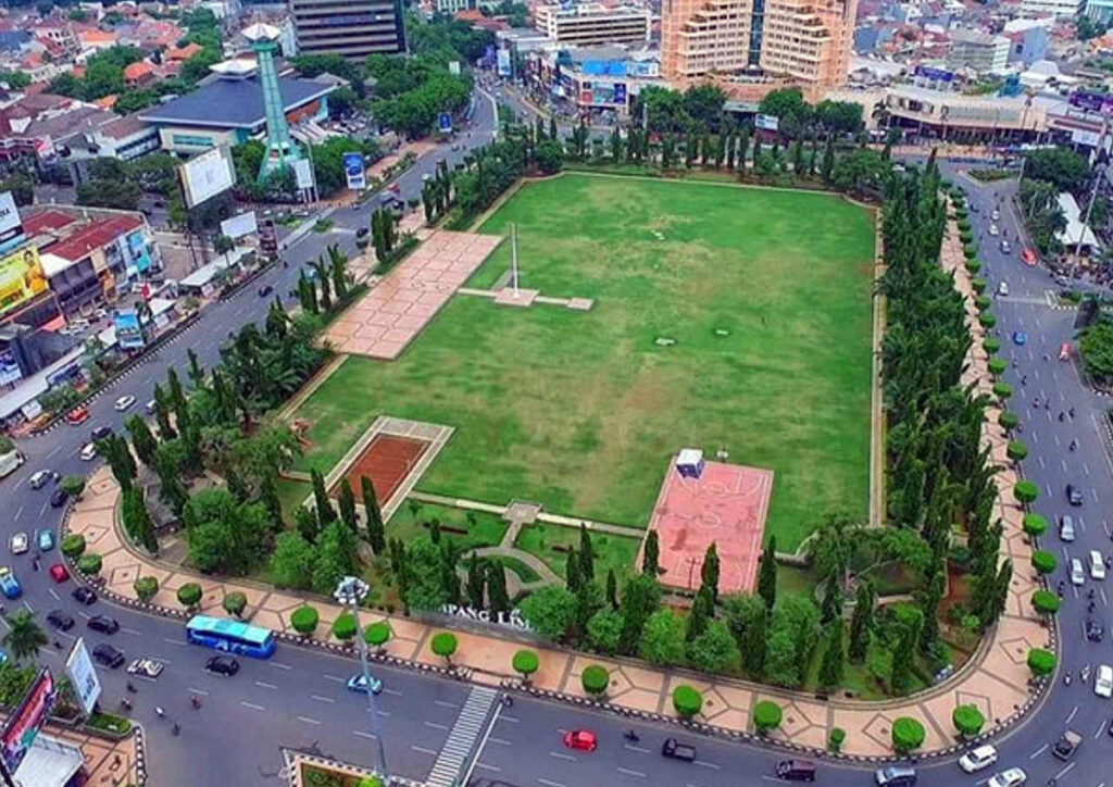 Simpang Lima Semarang: Sejara, Lokasi, Daya Tarik & Fasilitas